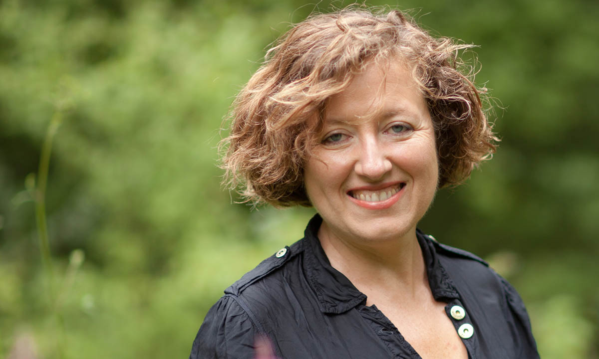 Catherine Mosbach, "Design is a Language: Being Receptive, Being in ...